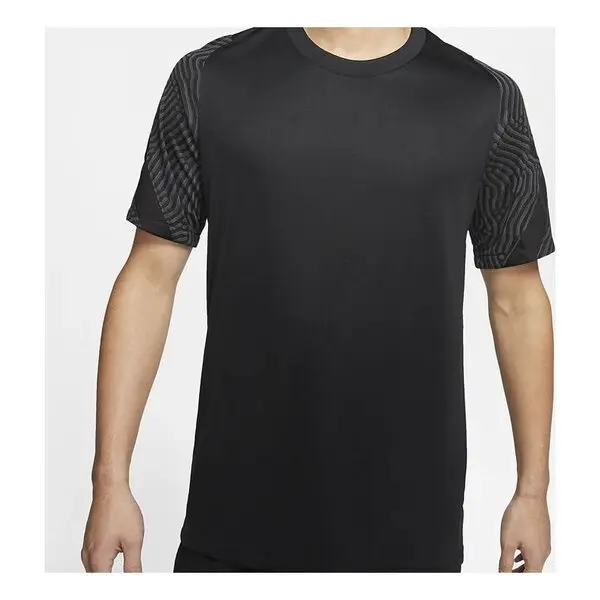 Nike Strike Training T-shirt