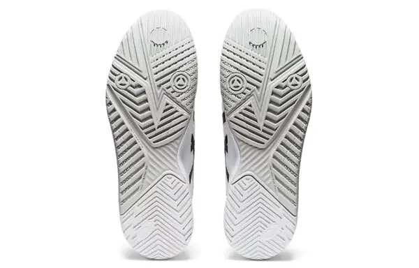 Asics Gel Resolution Low Top Sneakers