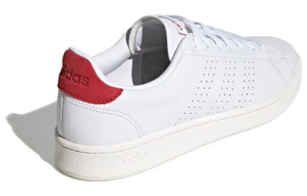 Adidas Advantage Sneakers