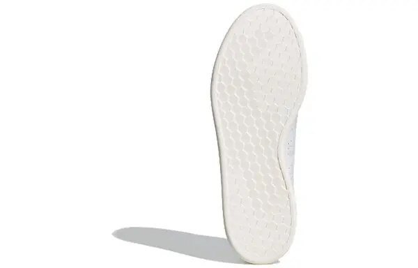 Adidas Advantage Sneakers