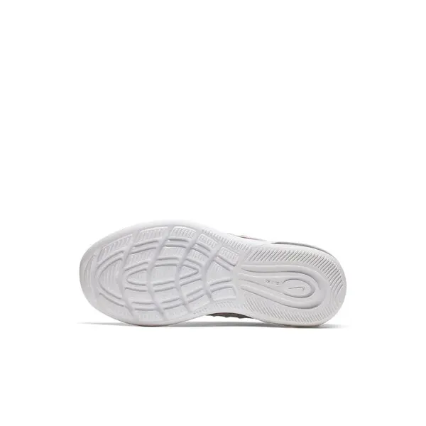 Nike Max Axis Sneakers