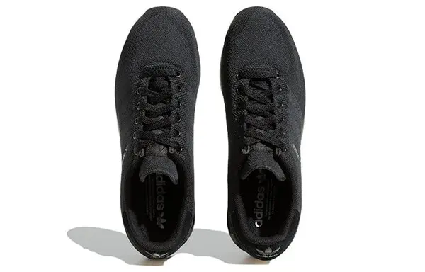 Adidas La Trainer Weave Sneakers
