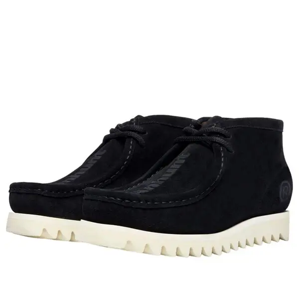A BATHING APE Manhunt Suede Chukka Boots