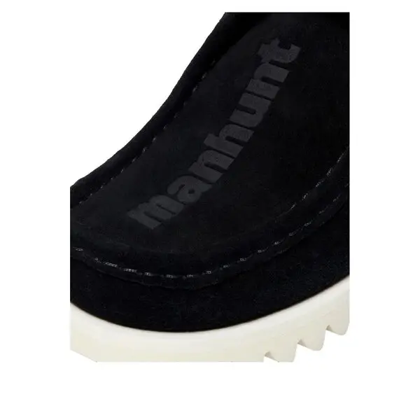 A BATHING APE Manhunt Suede Chukka Boots