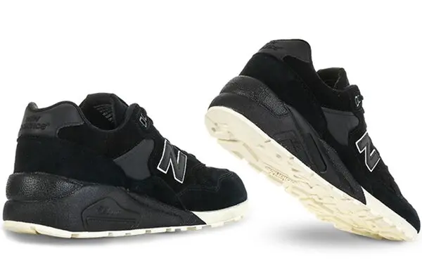 NEW BALANCE Mrt580bv Sneakers - Default Color