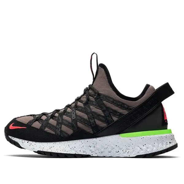 Nike React Terra Gobe Sneakers - Black/brown