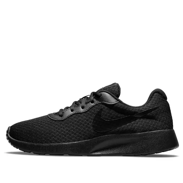 Nike Tanjun "triple " Sneakers - Black