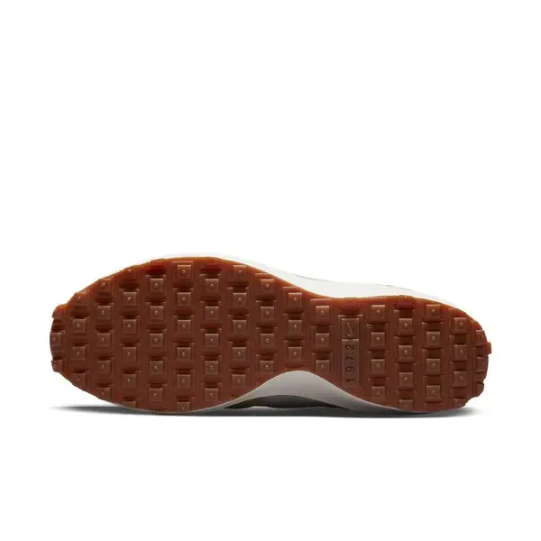 Nike Waffle Debut Vintage Low Top Sneakers - White