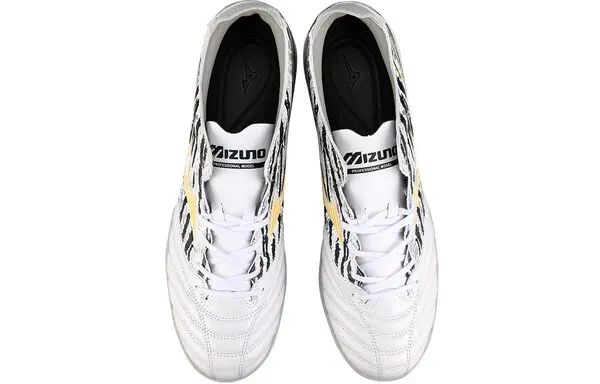 Mizuno Morelia Neo 3 Athletic Sneakers