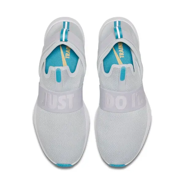 Nike Flex Motion Trainer Sneakers