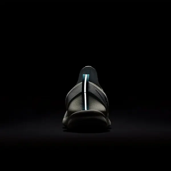 Nike Flex Motion Trainer Sneakers
