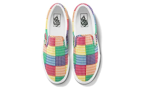 VANS Classic Slip-on "pride" Sneakers