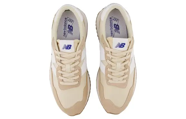 NEW BALANCE 237 Sneakers - Cream/white