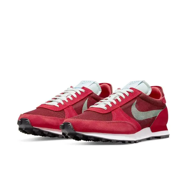 Nike Daybreak-type Sneakers