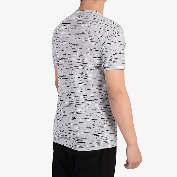 Nike Short Sleeve Crewneck T-shirt