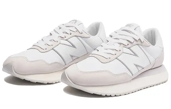 NEW BALANCE 237 Sneakers