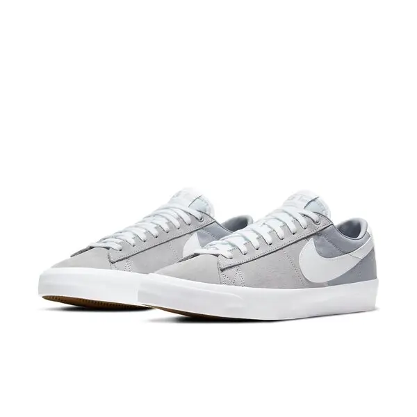 Nike Zoom Blazer Low Pro Gt Sb Sneakers - Gray/white
