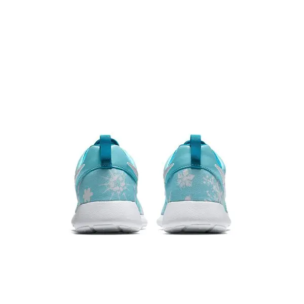Nike Roshe One Print Sneakers