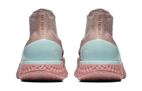 Nike Rise React Flyknit - Pink