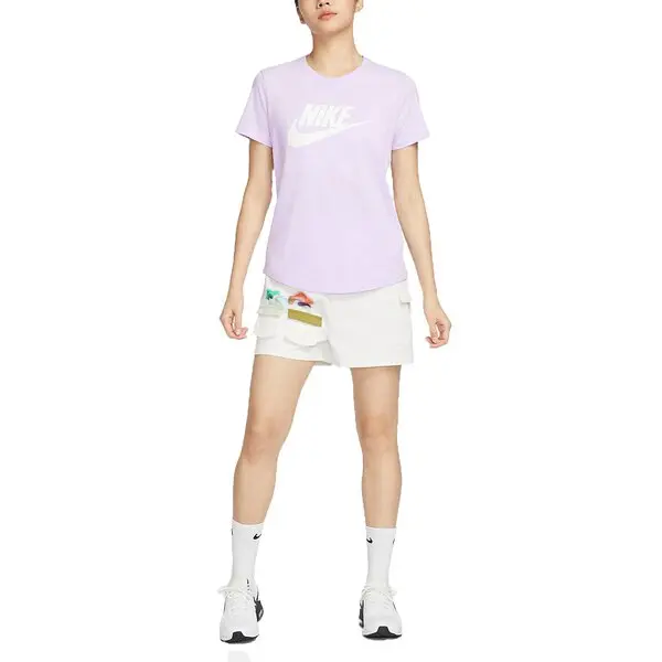 Nike Essentials Logo T-shirt