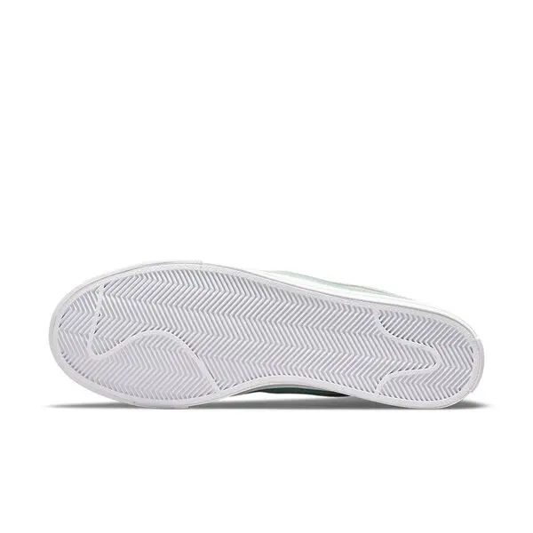 Nike Court Legacy Cnvs Low Top Sneakers - Creamyellow