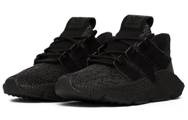 Adidas Prophere J "core " Sneakers