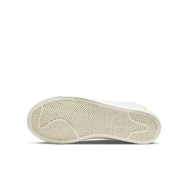 Nike Blazer Mid '77 High Top Sneakers - White