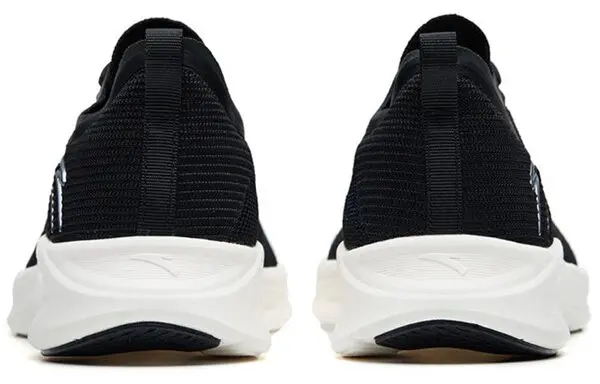 ANTA Hydrogen Run 3 Sneakers - Black/white