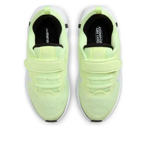 Nike Infinity Flow Sneakers
