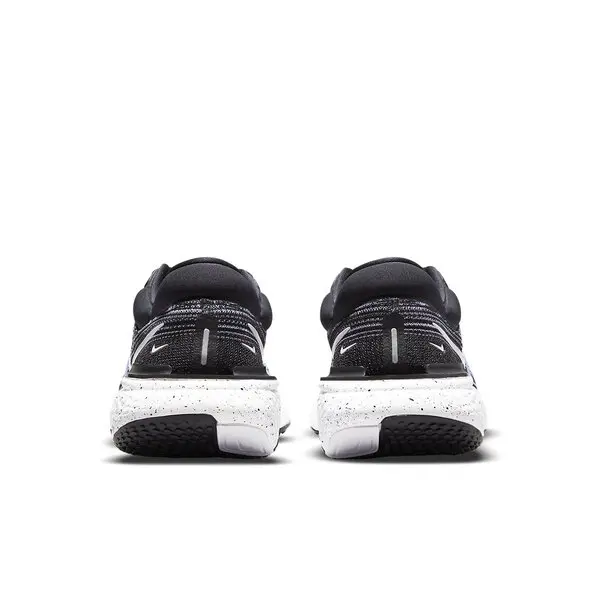 Nike Zoomx Invincible Run Flyknit Athletic Sneakers