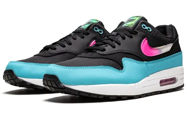 Nike Max 1 "jewel Swoosh - Black