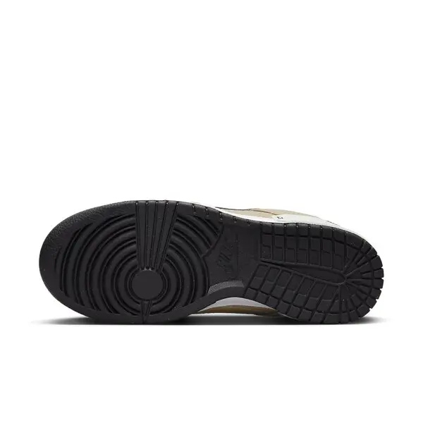 Nike Dunk Low Disrupt 2 Sneakers - Brown/black