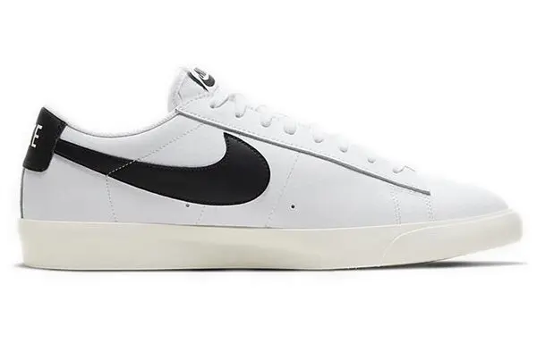 Nike Blazer Low 'sail' Sneakers - White/black
