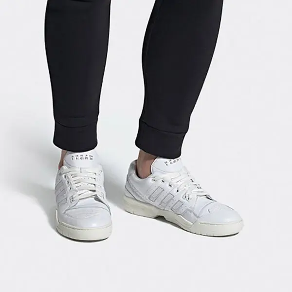 Adidas Torsion Comp "cloud " Sneakers