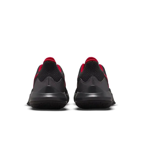 Nike Precision 5 Low Top Sneakers - Black/red