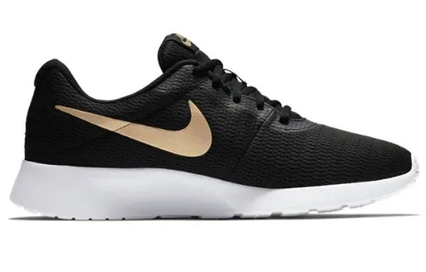 Nike Tanjun Low Top Sneakers - Black