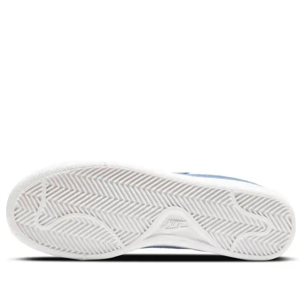 Nike Court Royale Tab Sneakers