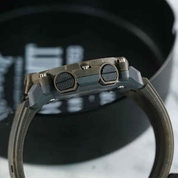 Casio G-shock Analog-digital