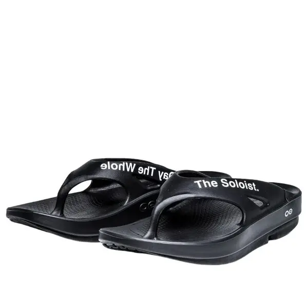 OOFOS X The Soloist. Listen To The Soloist Flip-flop - Black