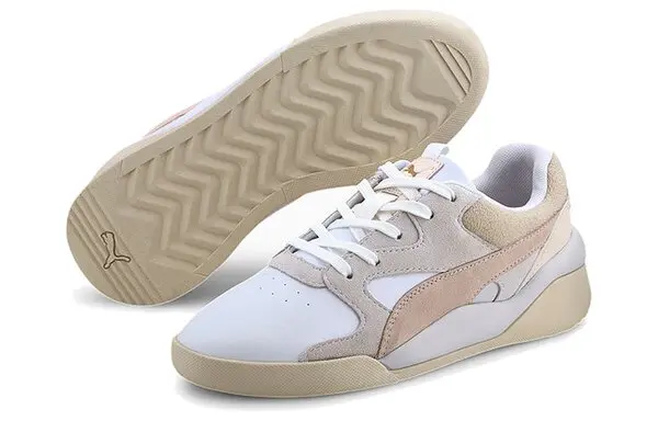 PUMA Aeon Heritage Low Top Sneakers