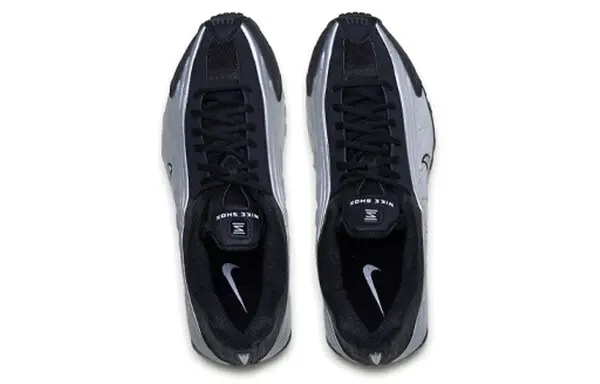 Nike Shox R4 Athletic Sneakers - Black/silver