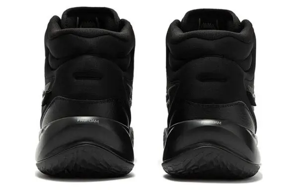 PUMA Playmaker Pro Mid Sneakers - Black