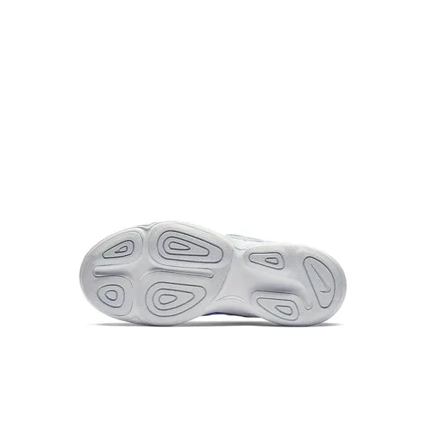Nike Revolution 4 Sneakers