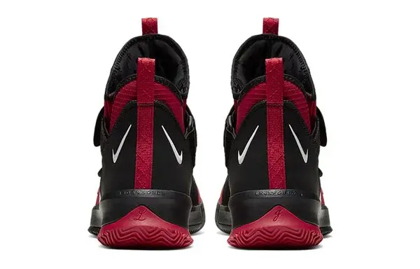 Nike Lebron Soldier 13 Sfg High Top Sneakers - Black/red