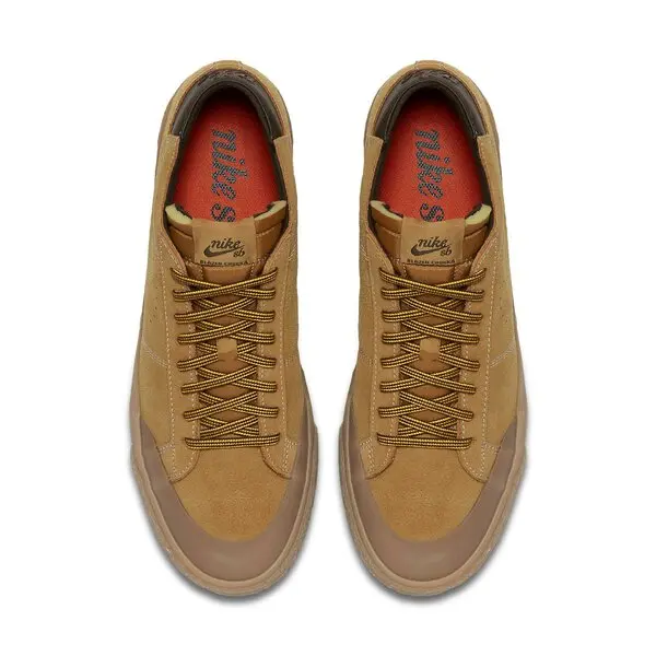 Nike Zoom Blazer Chukka Xt Premium Sb Sneakers