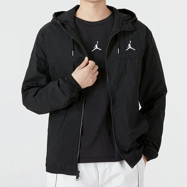 JORDAN Long Sleeve Zip Up Windbreaker Jacket