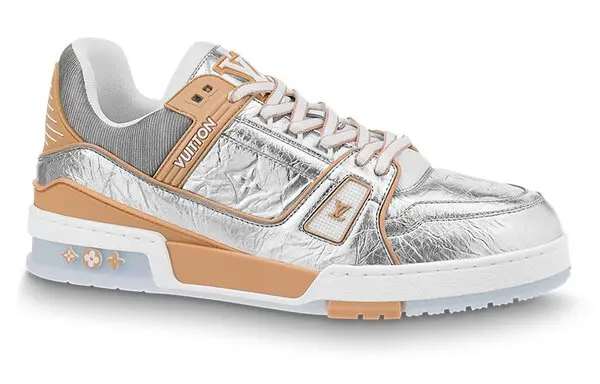 LOUIS VUITTON Trainers