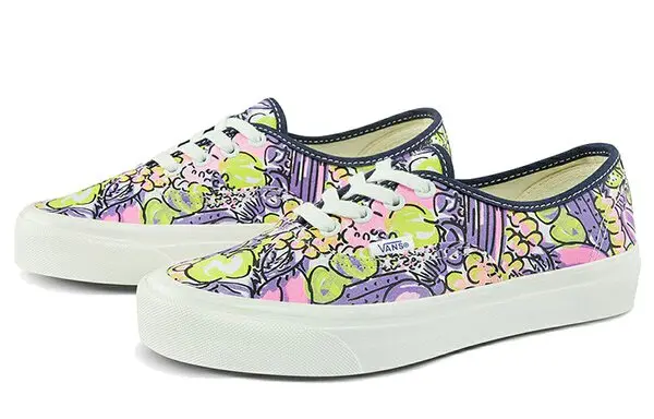VANS Style 44 Multicolor Low Top Sneakers - Multi-color