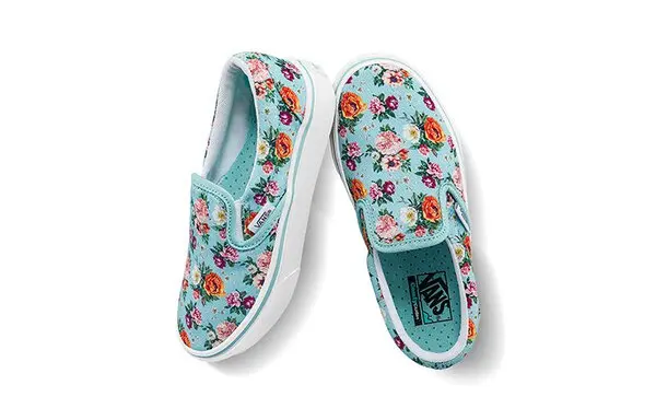 VANS Comfycush Slip-on Sneakers