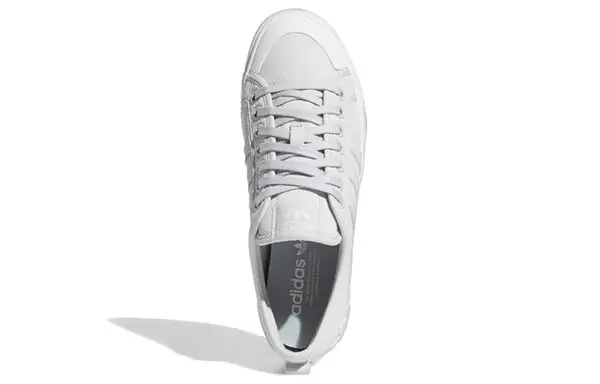Adidas Nizza 'oversize Heel Logo Light Solid